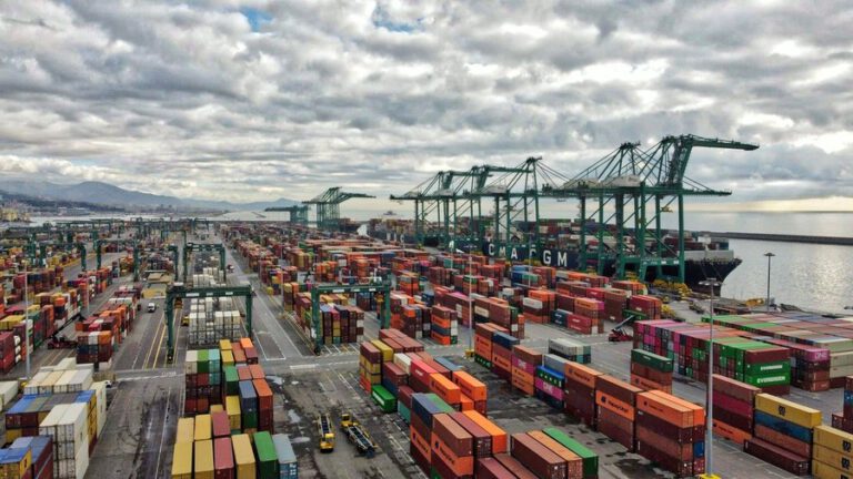 Tre milioni di TEU: il 2025 segna un nuovo record container per i Ports ...